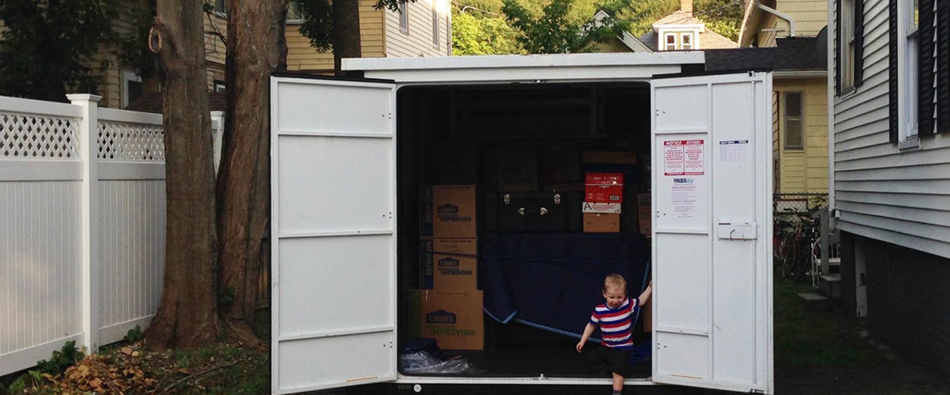 International Moving Pods: A Comprehensive Guide